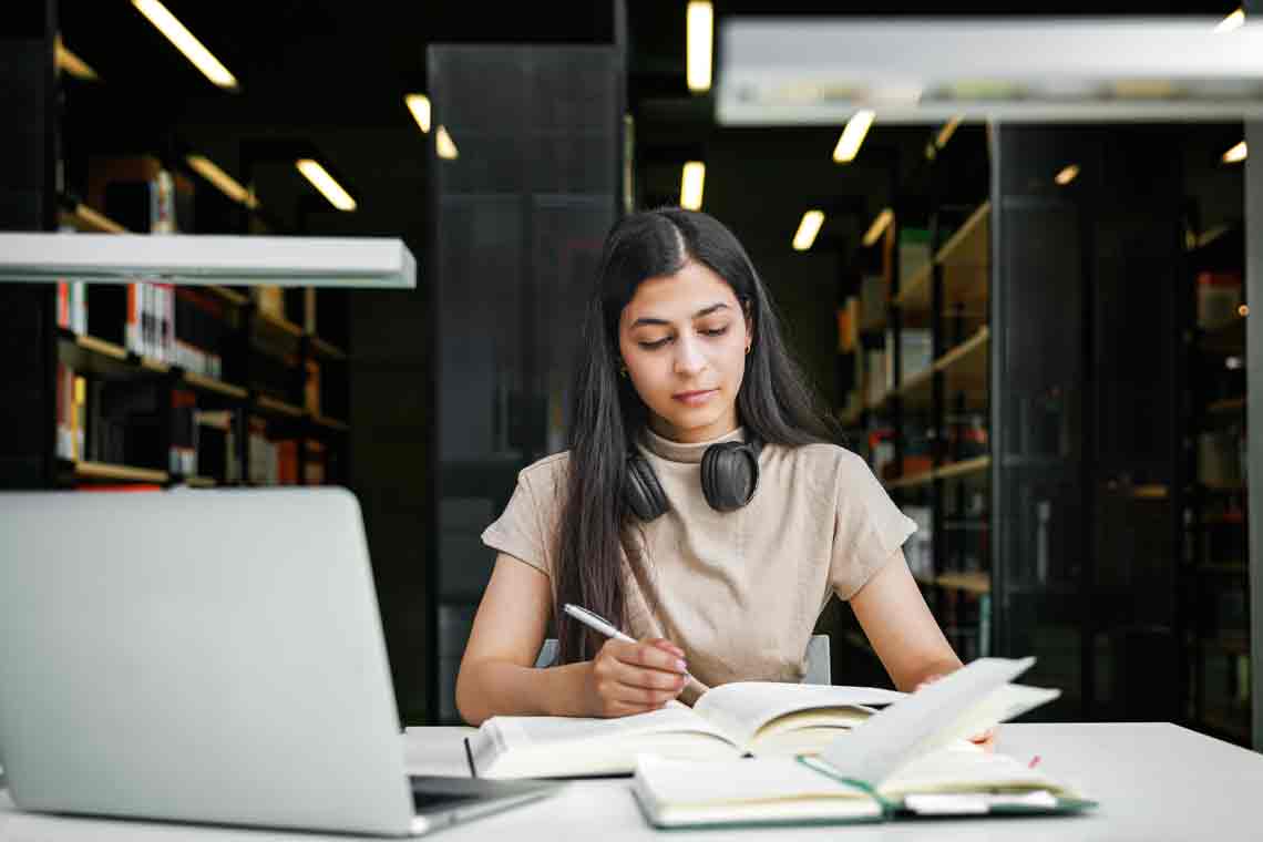 Occupational Therapy Assistant Online Degree: Benefits and Career ...